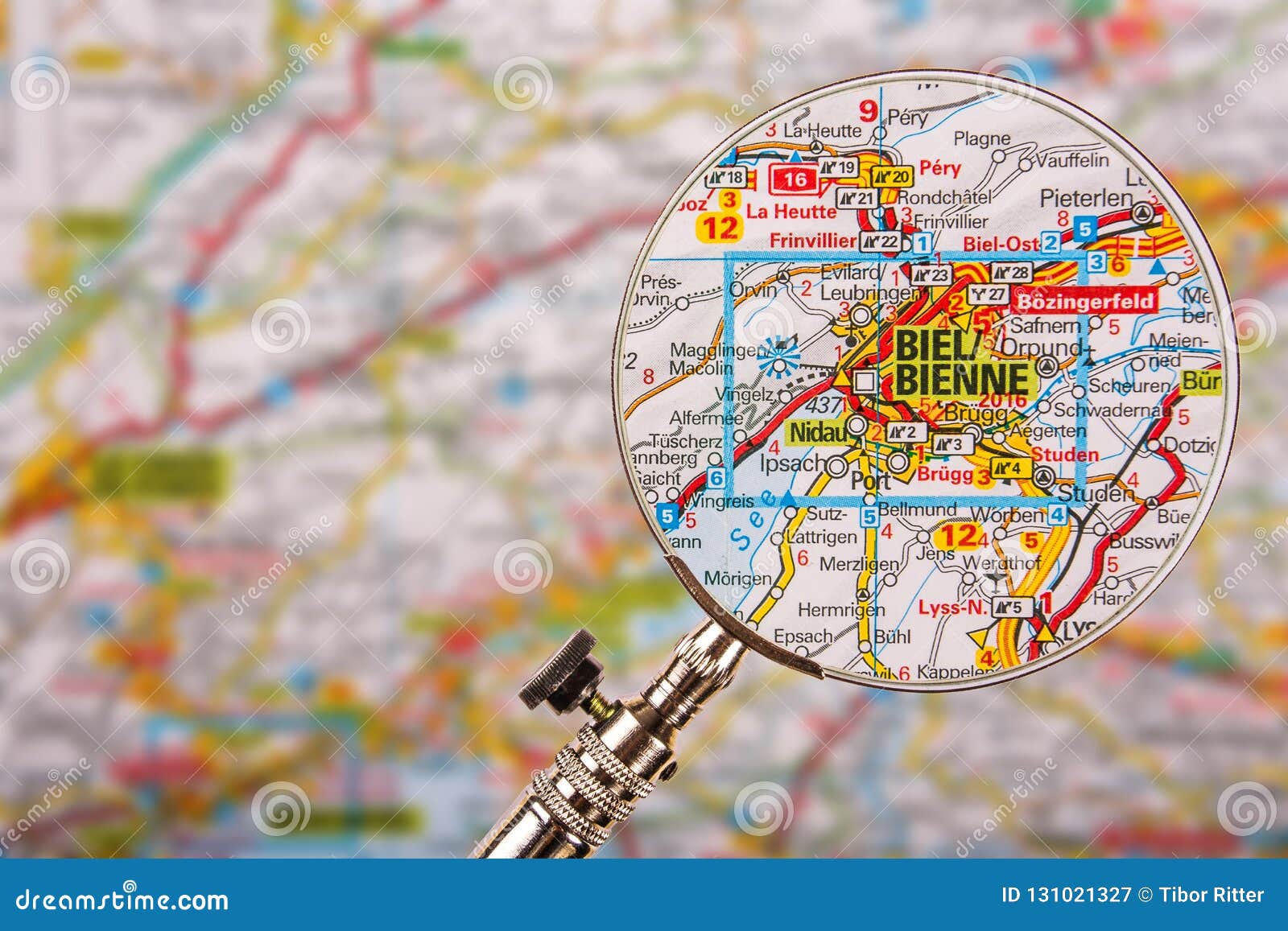 Mapa De Biel Bienne Con La Lupa En La Tabla Imagen de archivo - Imagen ...