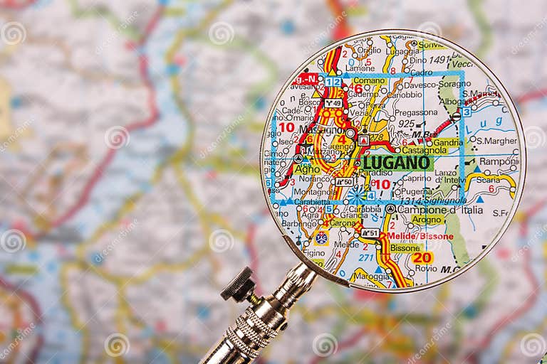 Mapa De Lugano Com a Lupa Na Tabela Foto de Stock - Imagem de ampliar ...