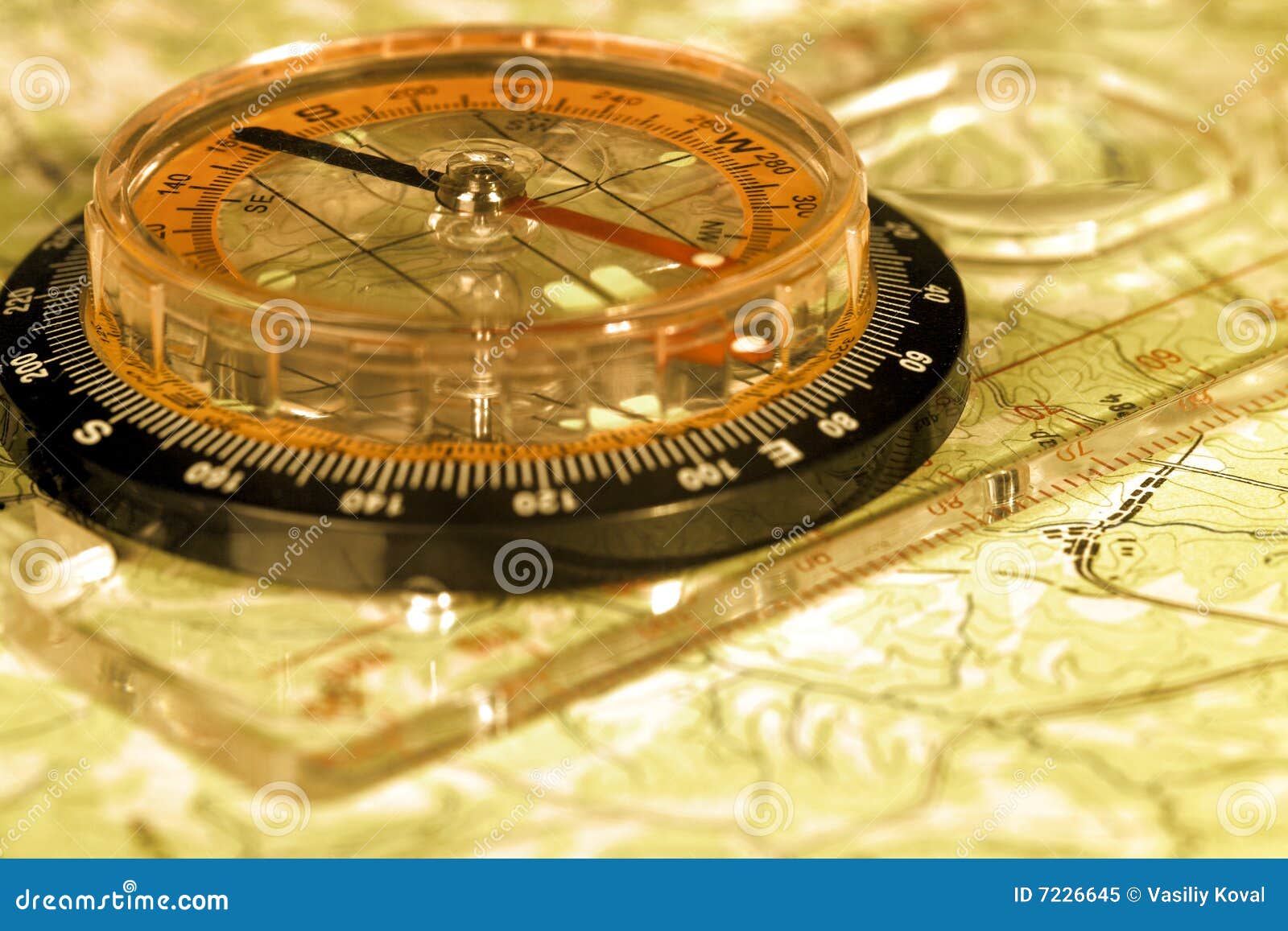 Mapa e compasso imagem de stock. Imagem de sentido, instrumento - 7226645