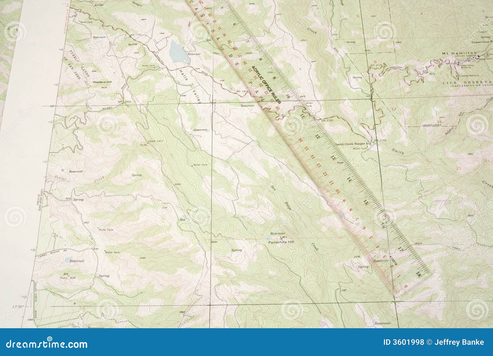 Mapa e régua do Topo foto de stock. Imagem de tanques - 3601998
