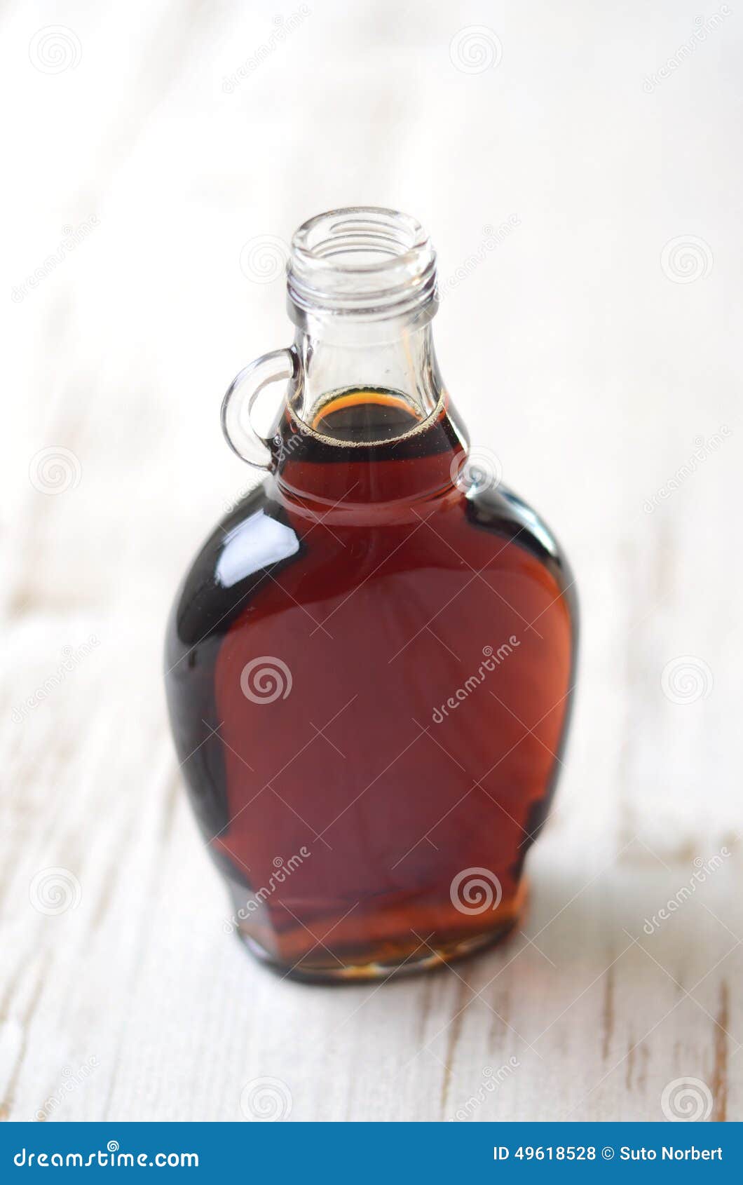 Maple syrup stock photo. Image of background, bottle - 49618528