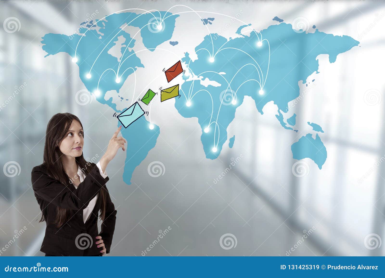 Mappa di mondo e del email immagine stock. Immagine di industria ...