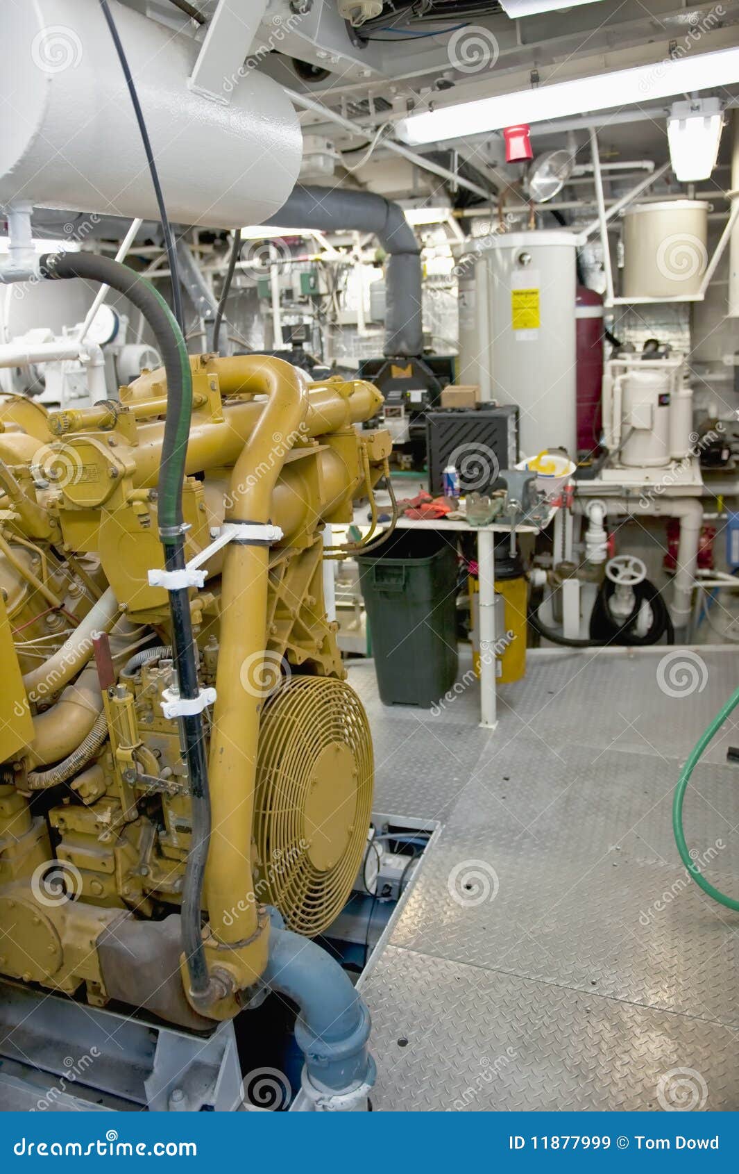 Maquinaria No Quarto De Motor Do Navio Imagem de Stock - Imagem de ...