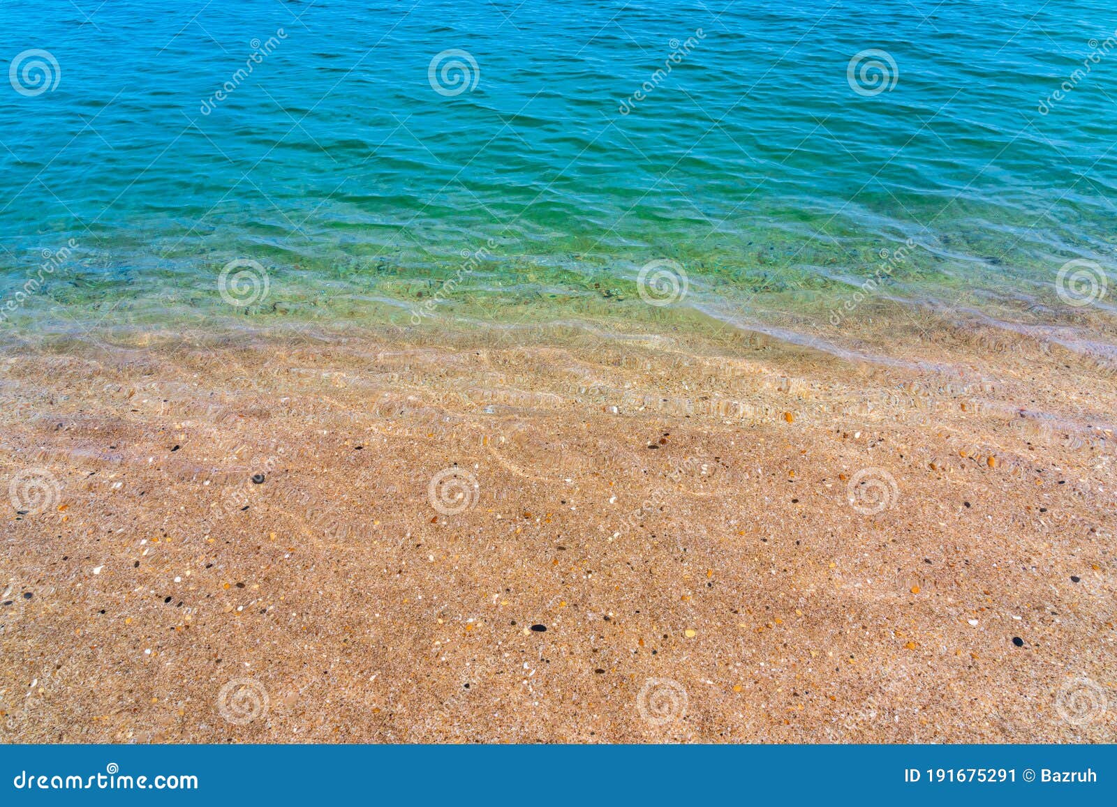 Mar Azul Claro E Areia Branca Imagem de Stock - Imagem de costa ...