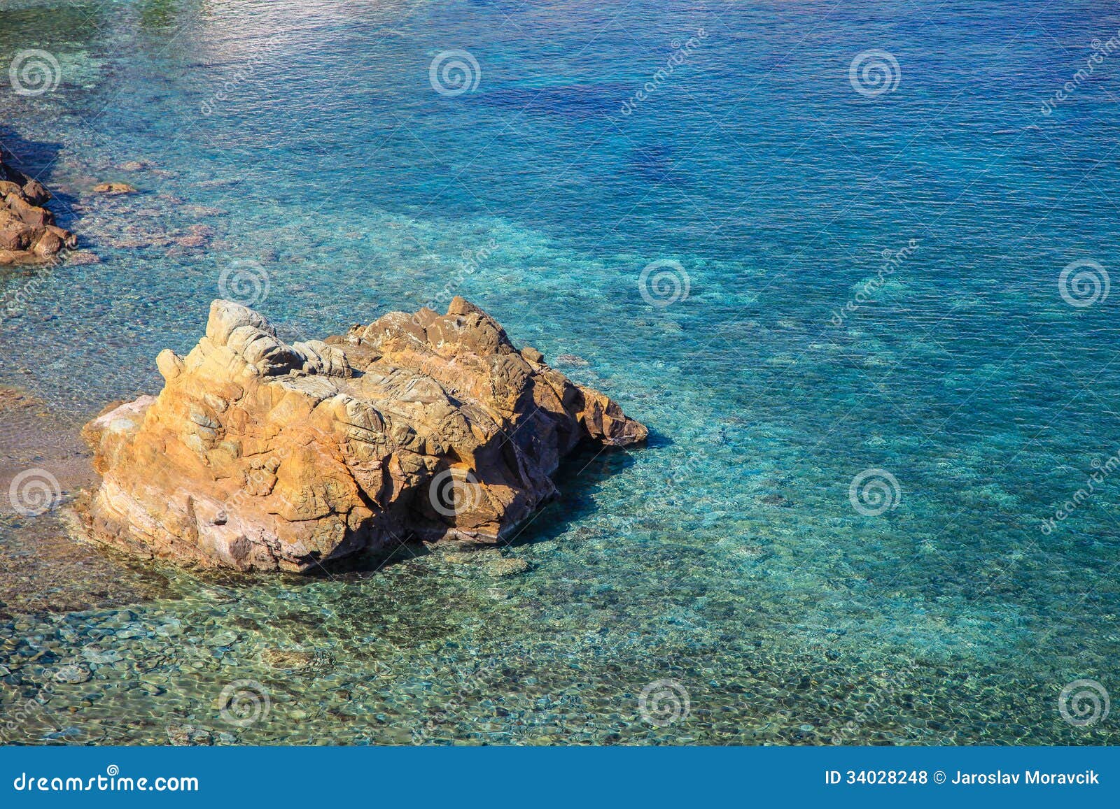 Mar claro raso da Creta foto de stock. Imagem de costa - 34028248