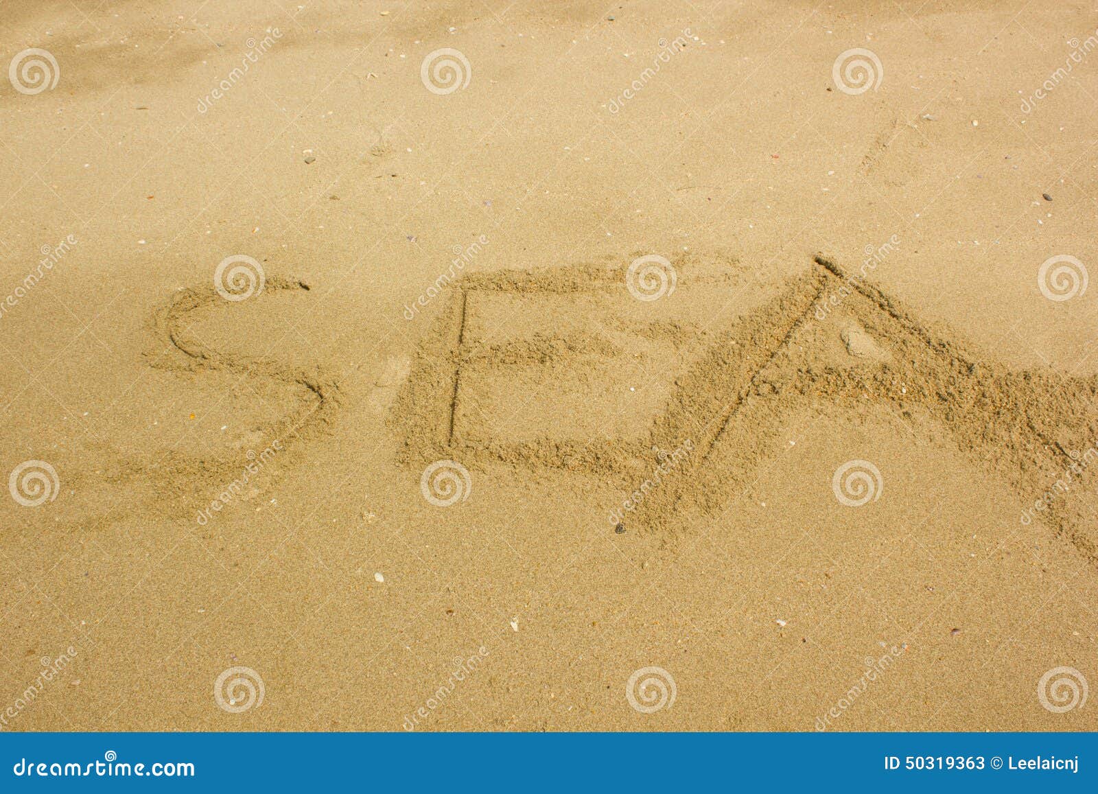 Mar da escrita na praia imagem de stock. Imagem de praia - 50319363