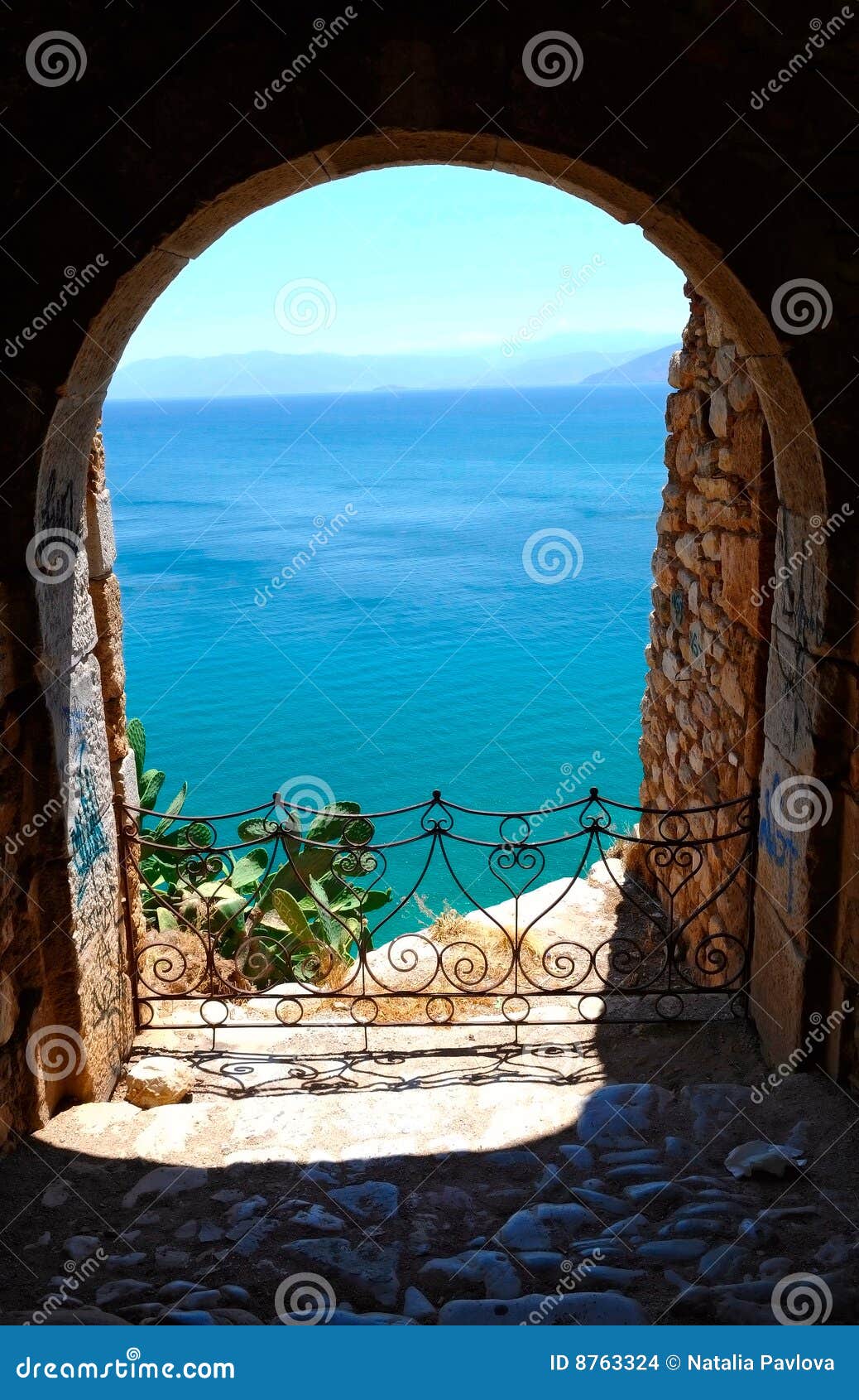 Mar Egeo, Grecia foto de archivo. Imagen de rocoso, paisaje - 8763324