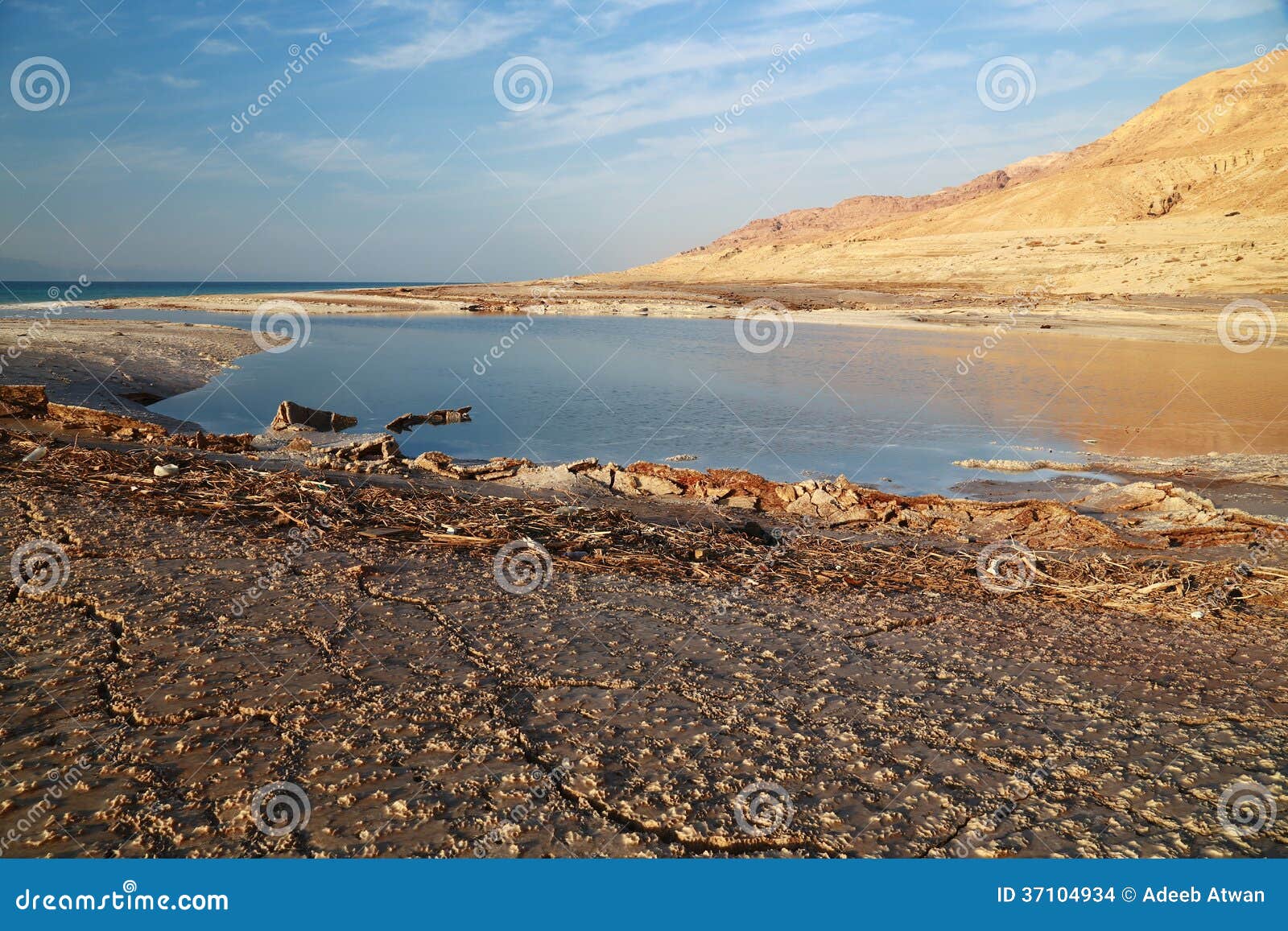 Mar muerto foto de archivo. Imagen de formas, cubo, lowest - 37104934