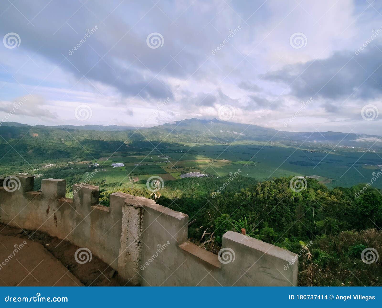 Maragusan Sea of Clouds Deck Stock Photo - Image of cloud, village ...