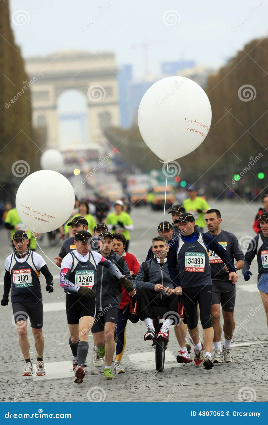 Marathon de Paris-Start editorial photography. Image of france - 4807062