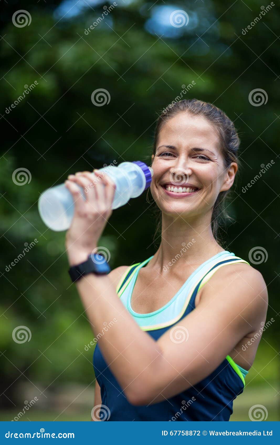 Marathon Female Athlete Running Drinking Water Stock Photo - Image of ...