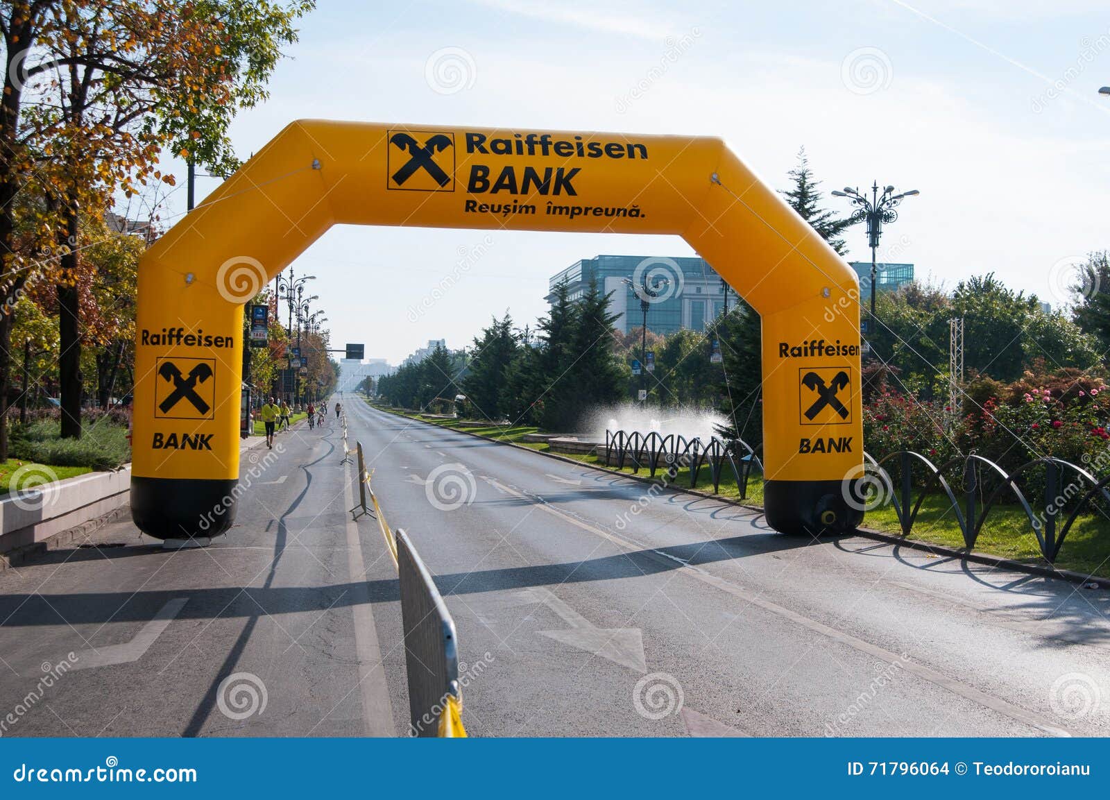 Marathon gate editorial stock image. Image of gates, city - 71796064