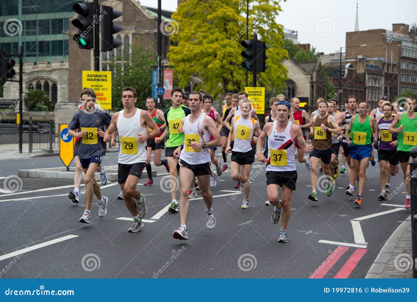Marathon Run editorial photo. Image of central, challenge - 19972816