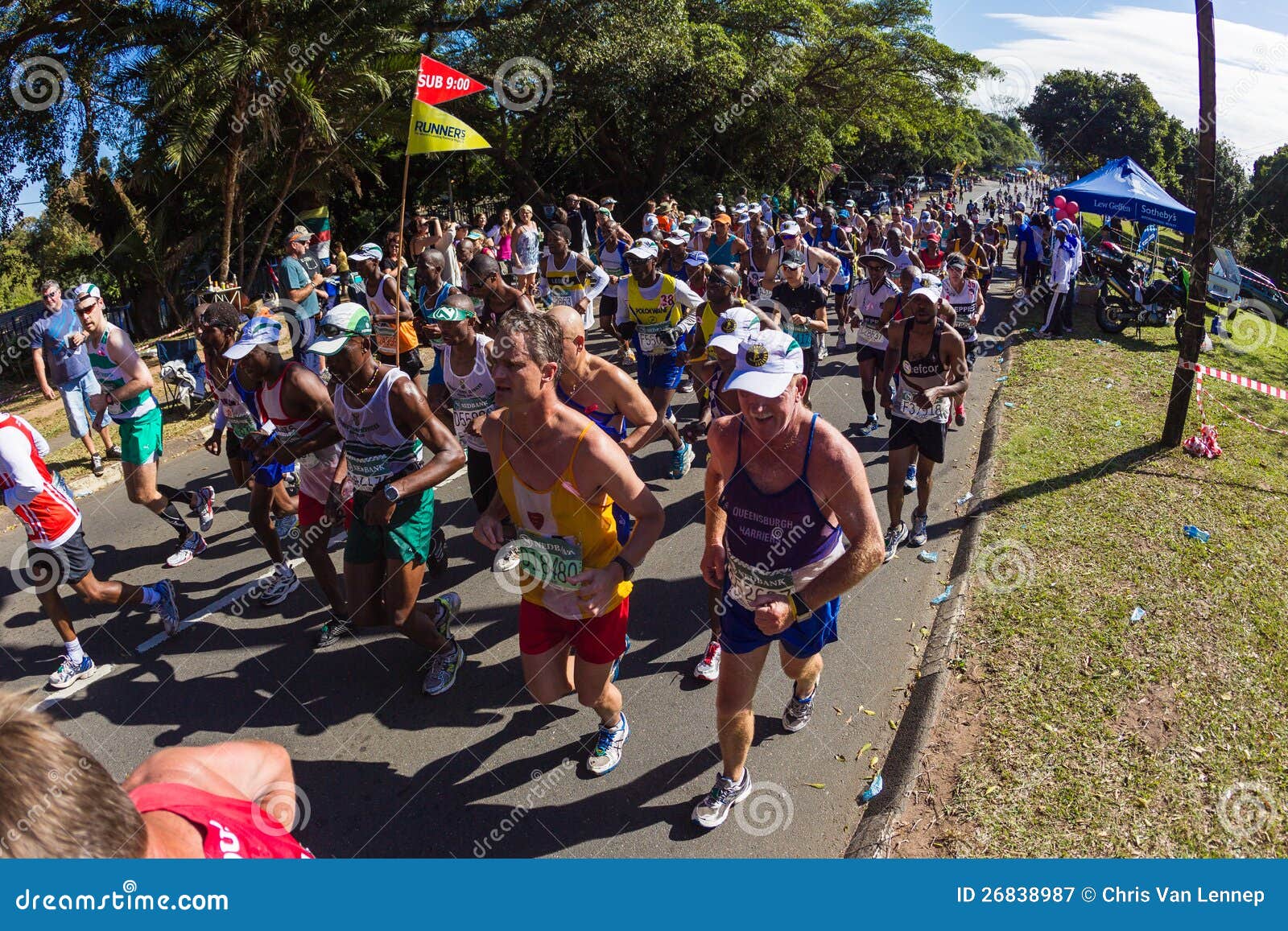 Marathon Runners Bus editorial photography. Image of banner - 26838987