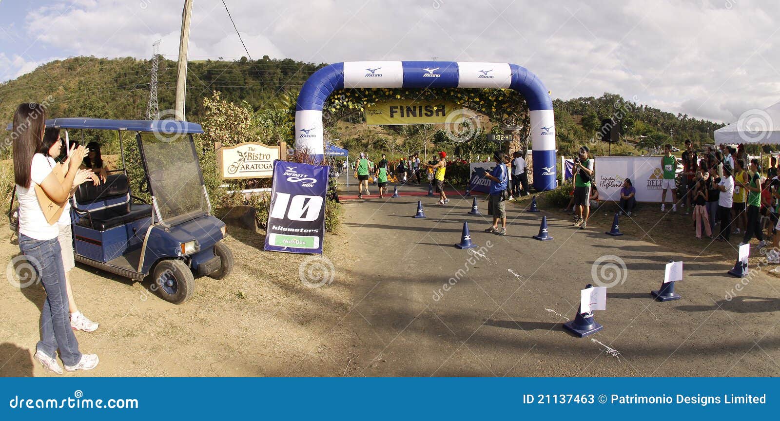 Marathon Runners Finish Line Editorial Stock Photo - Image of stride ...
