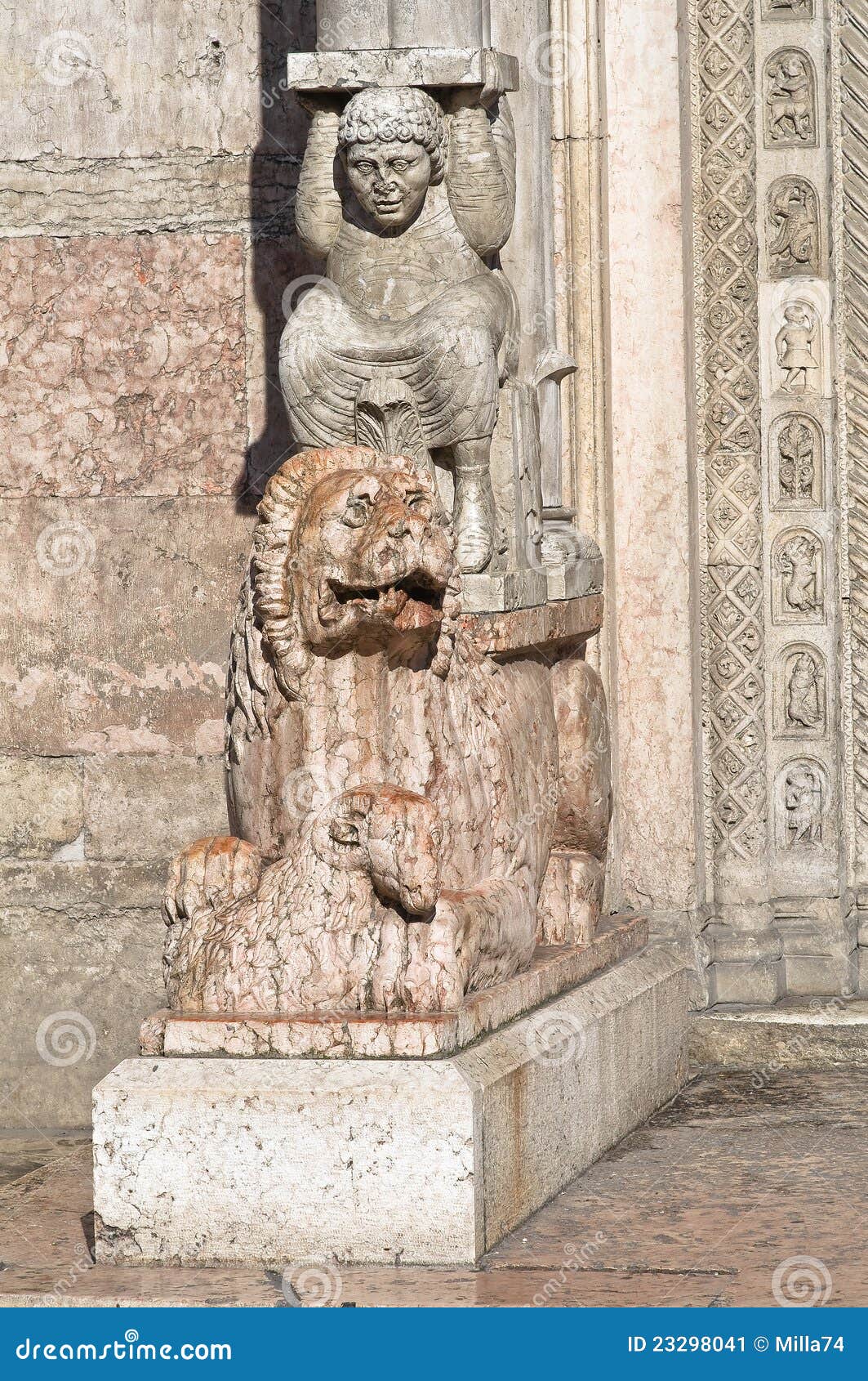 Marble statue. stock image. Image of edifice, architectural - 23298041