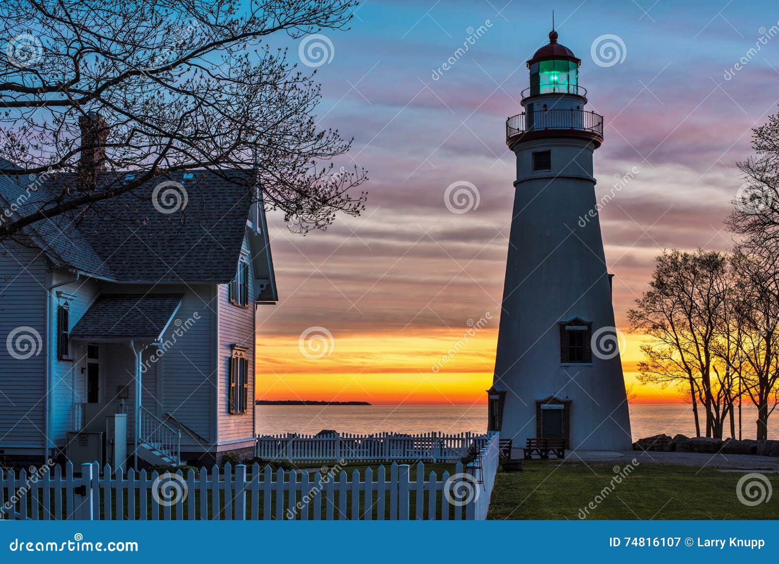 Marblehead Lighthouse in Ohio at Dawn Stock Image - Image of erie ...