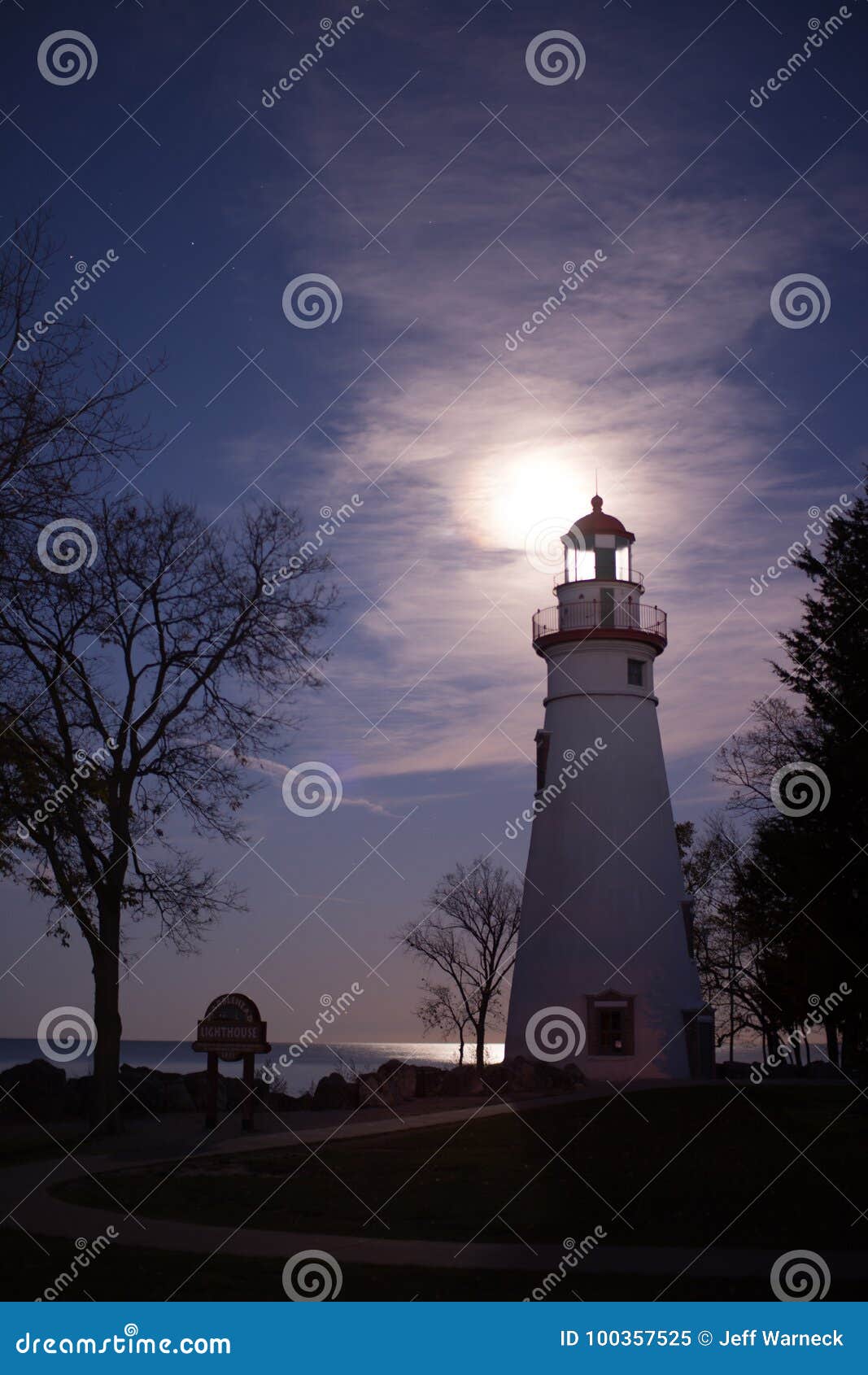 Marblehead Lighthouse with Super-moon Behind Editorial Image - Image of ...