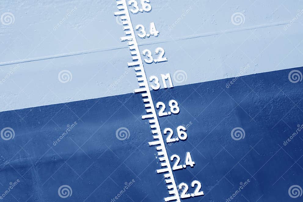 Marca de Plimsoll no navio imagem de stock. Imagem de estrutura - 32967517