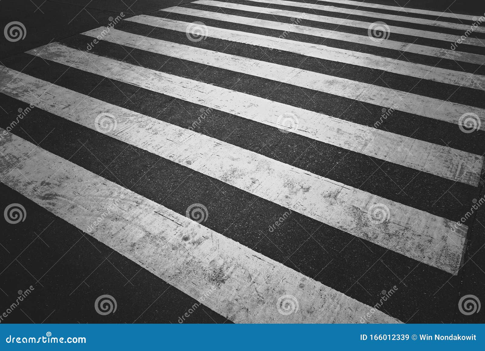 Marca transversal imagem de stock. Imagem de cruzamento - 166012339