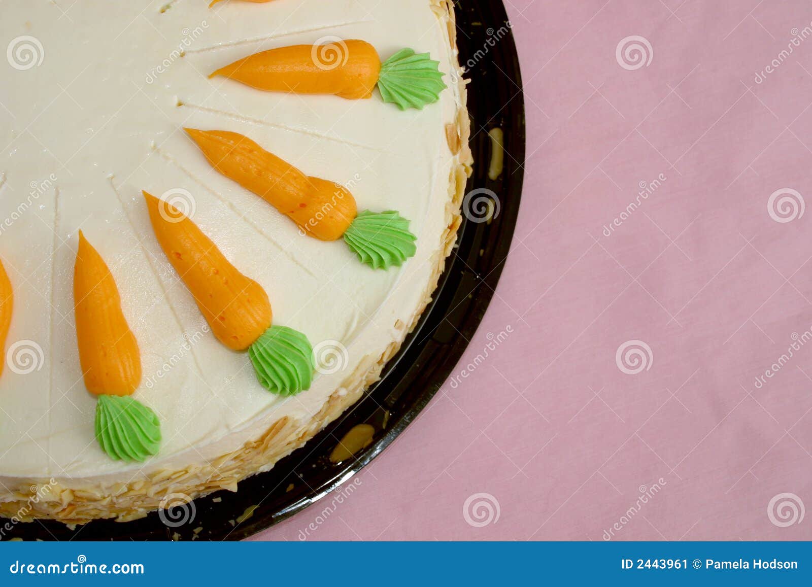 Marchewa tortowa obraz stock. Obraz złożonej z tort, łasowanie - 2443961