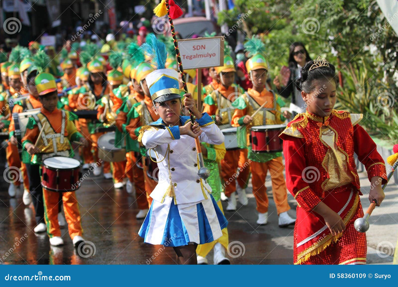 Marching band editorial stock image. Image of elementary - 58360109