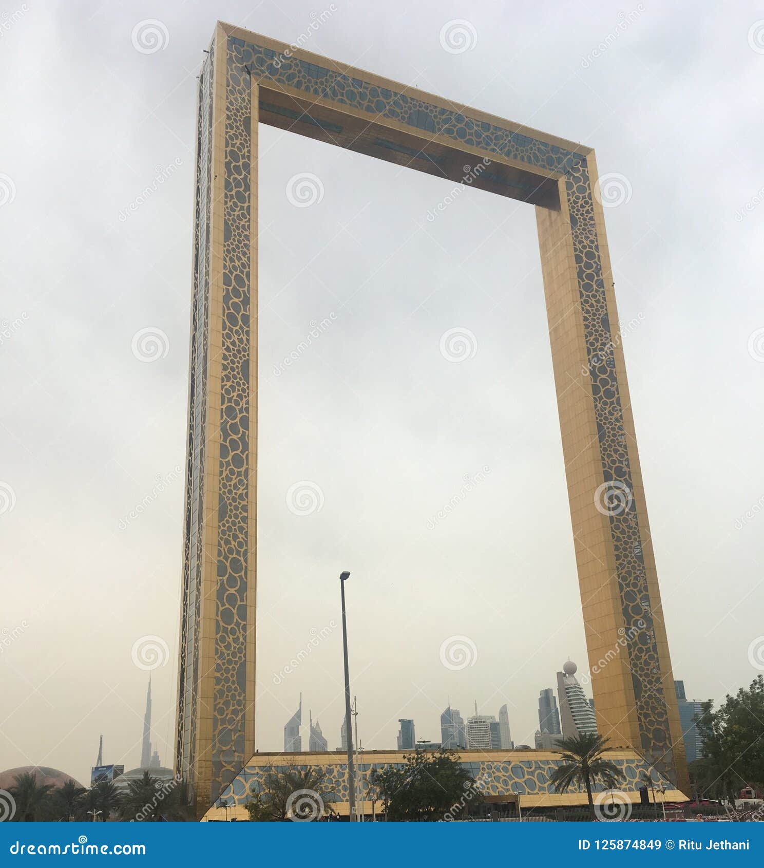 Marco de Dubai en los UAE imagen de archivo editorial. Imagen de ...