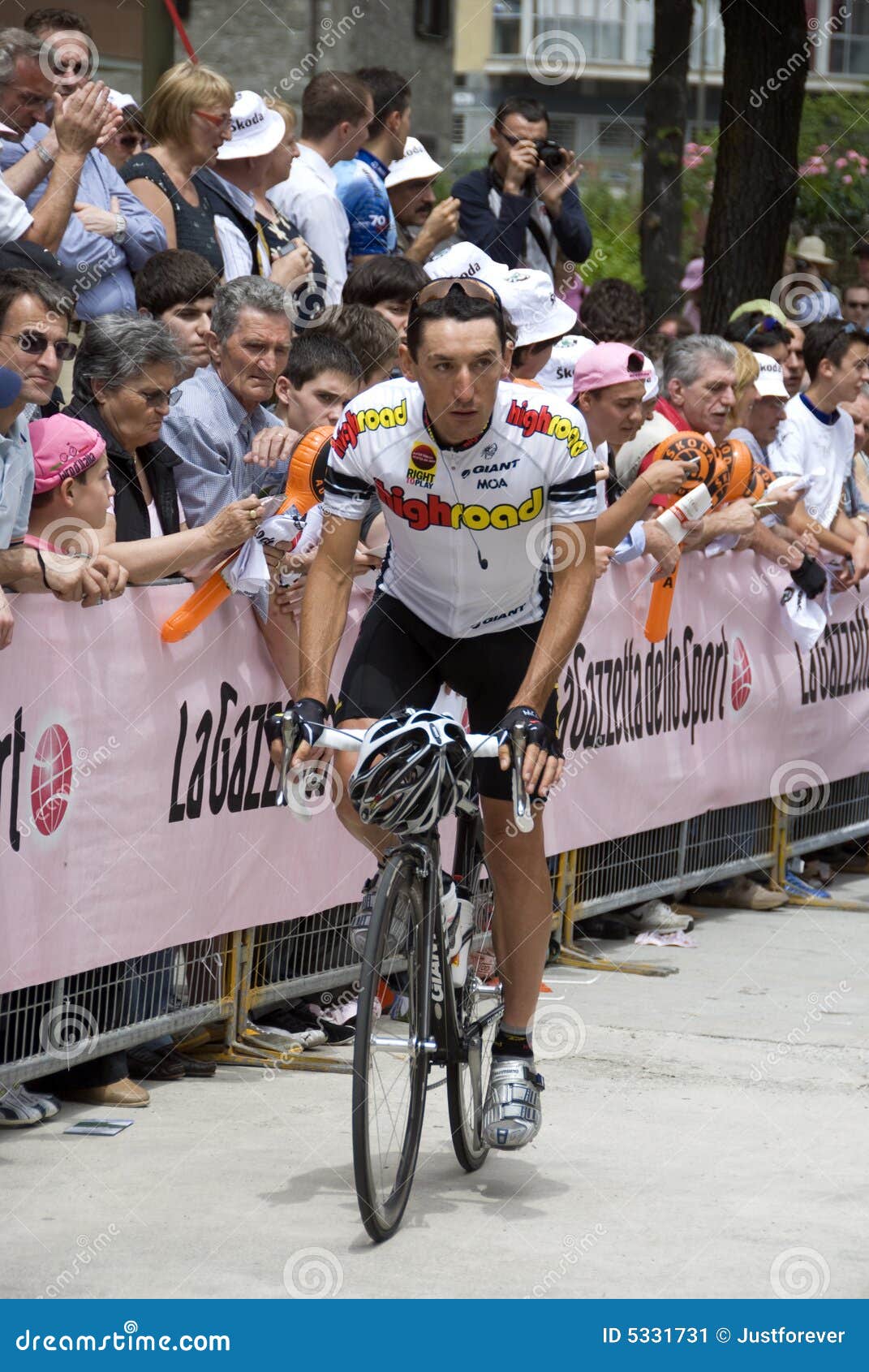 Marco Pinotti editorial photo. Image of competitor, bicycle - 5331731