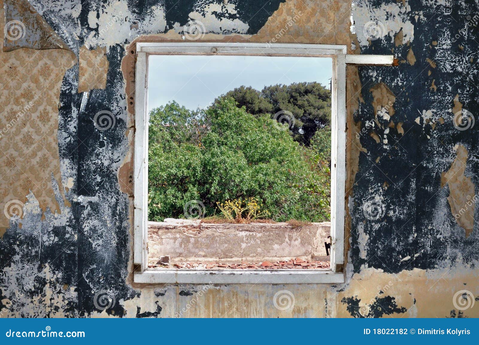 Marco quebrado foto de archivo. Imagen de abandonado - 18022182