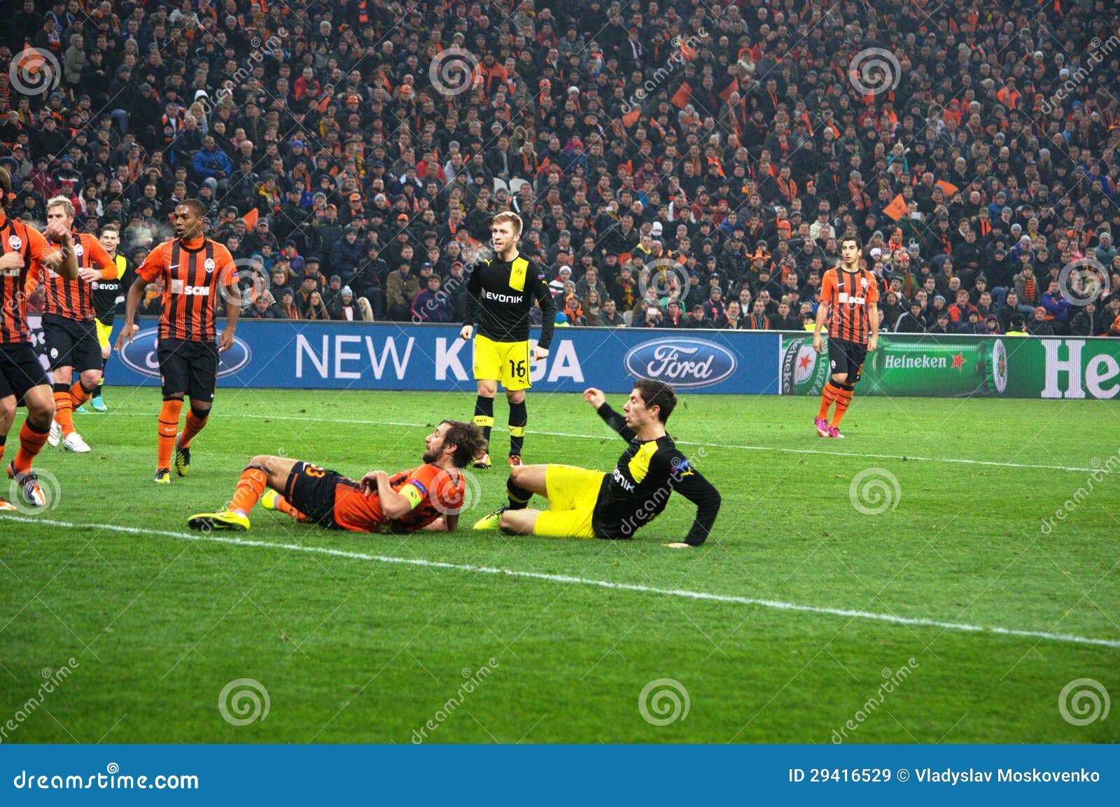 Marco Reus and Robert Lewandowski in the Fall Editorial Stock Image ...