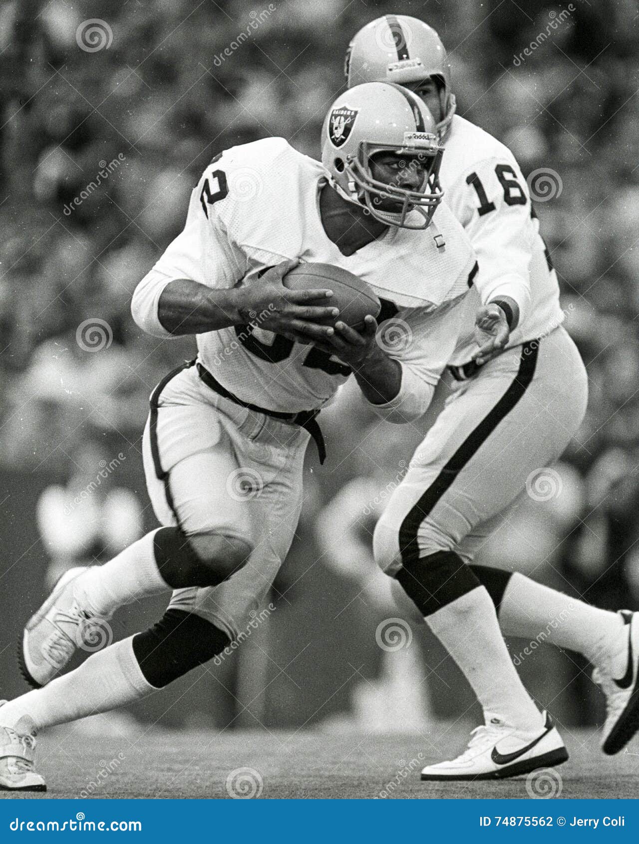 Marcus Allen editorial photography. Image of angeles - 74875562