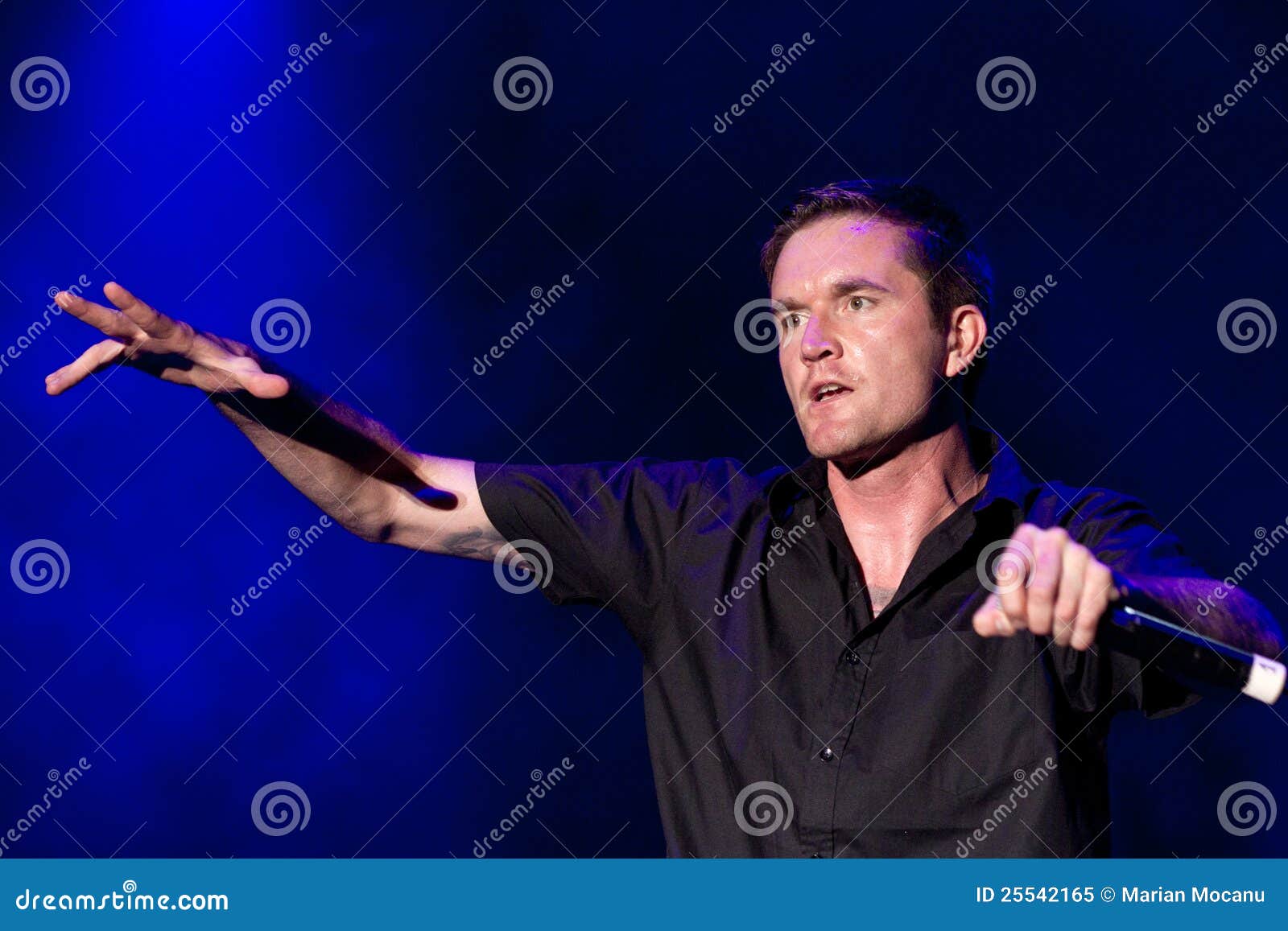 Marcus Bischoff - Heaven Shall Burn Editorial Image - Image of festival ...