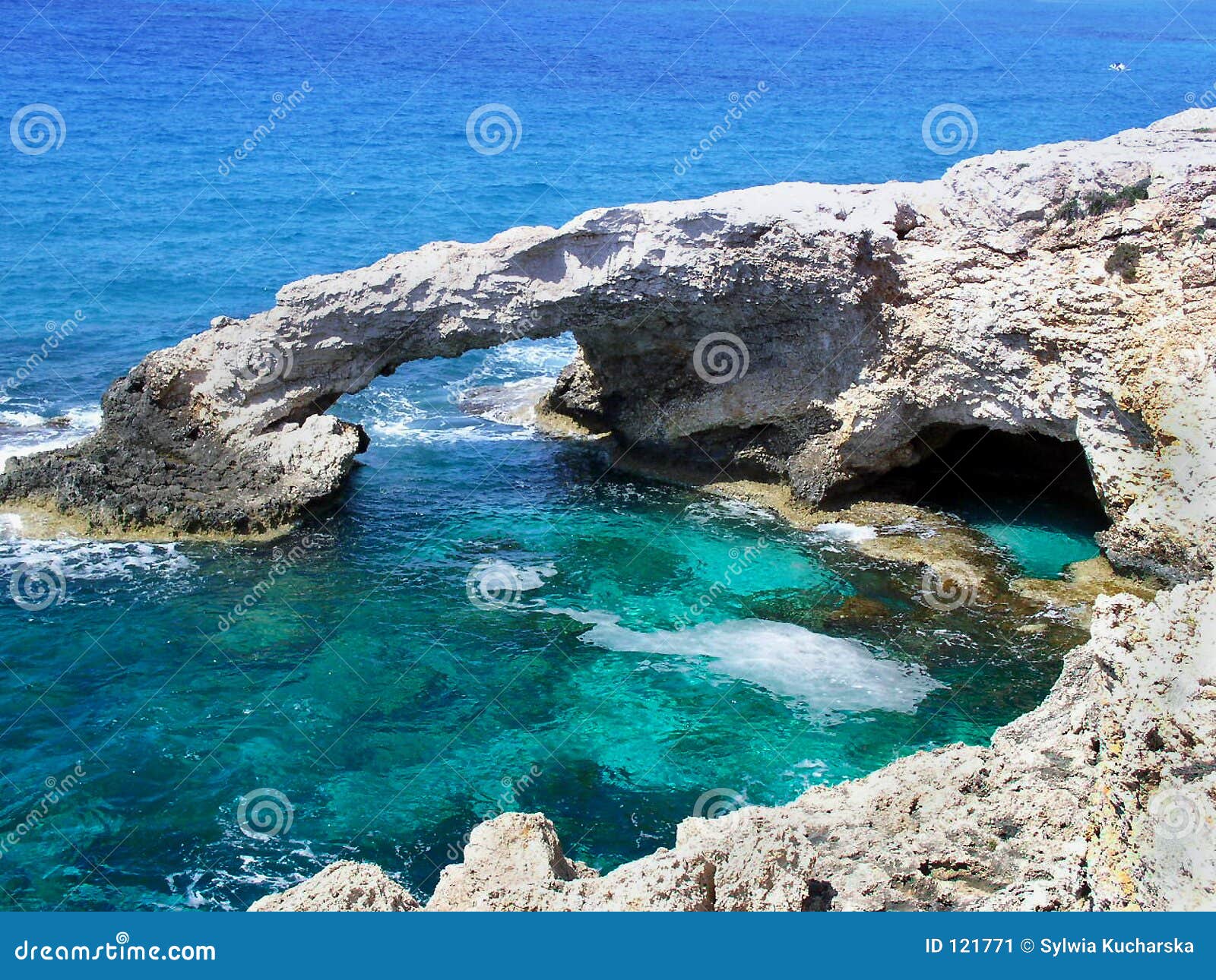 Mare blu profondo immagine stock. Immagine di sale, sabbie - 121771