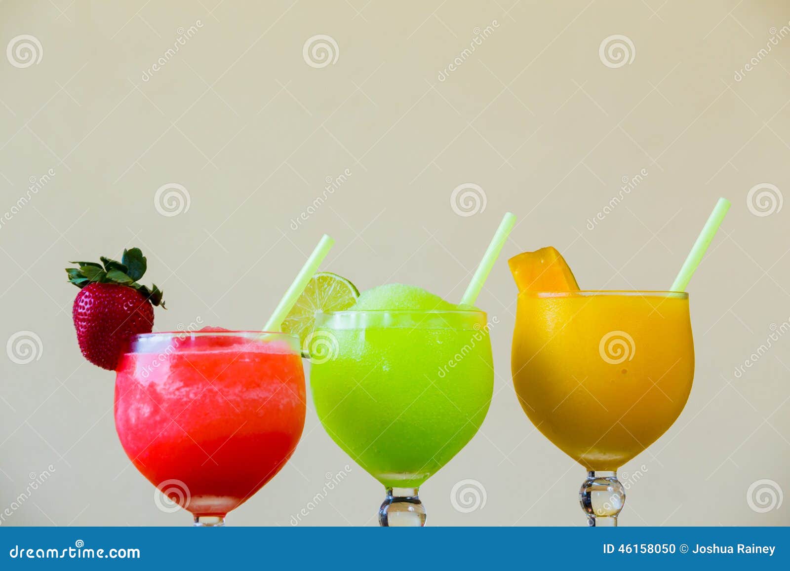 Margarita Drink Specials Tricolor Foto de archivo - Imagen de colores ...
