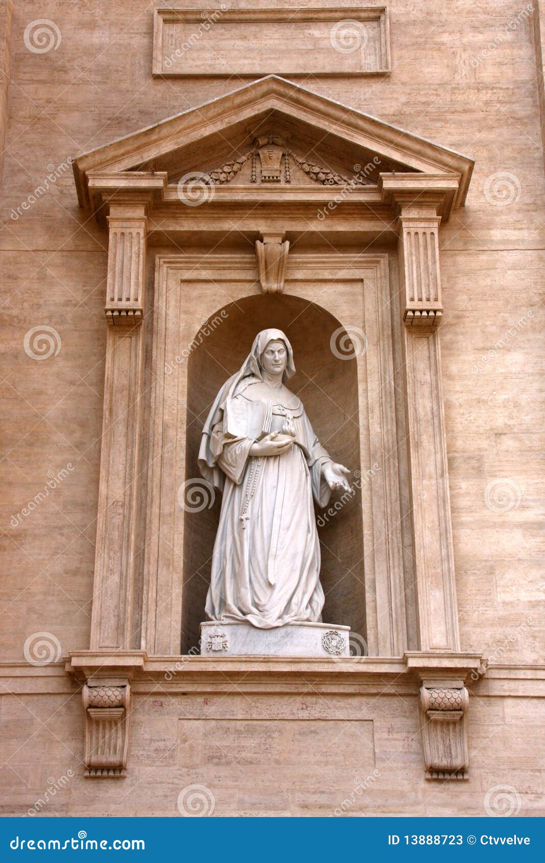 Maria statue stock image. Image of monument, religion - 13888723