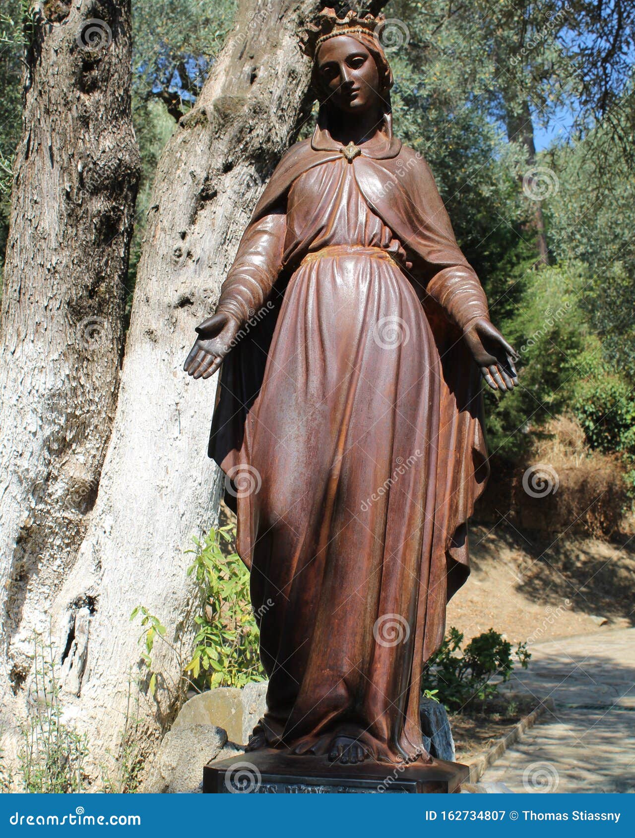 Maria Statue stock image. Image of haus, heilig, statue - 162734807