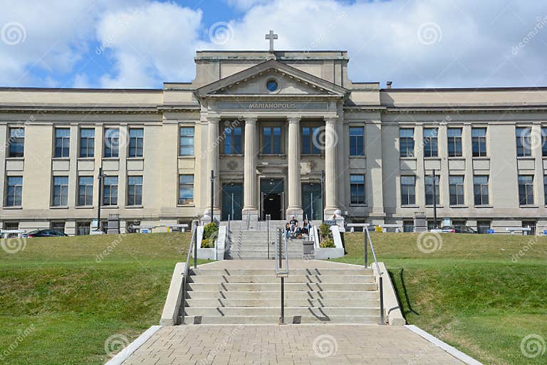 Marianopolis学院 编辑类图片. 图片 包括有 经典, 加拿大, 具体, 校园, 教育, 拱道 - 77868310