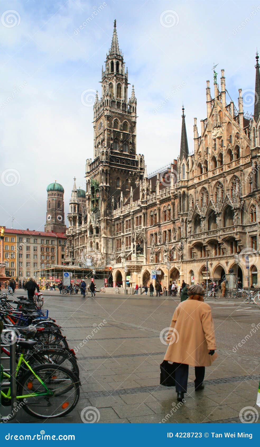 Marienplatz stock image. Image of history, downtown, metropolis - 4228723