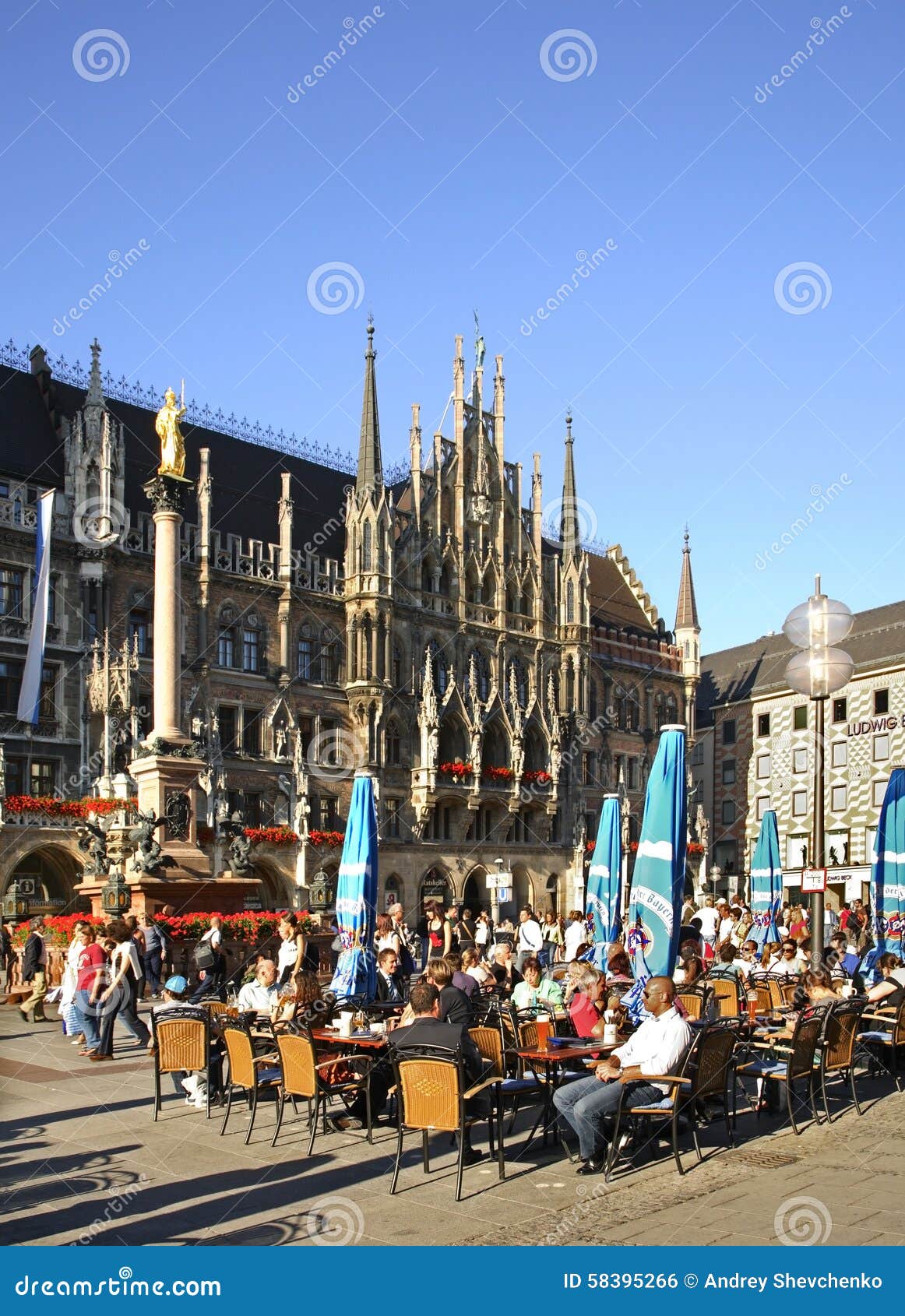 Marienplatz Square in Munich. Germany Editorial Photo - Image of city ...