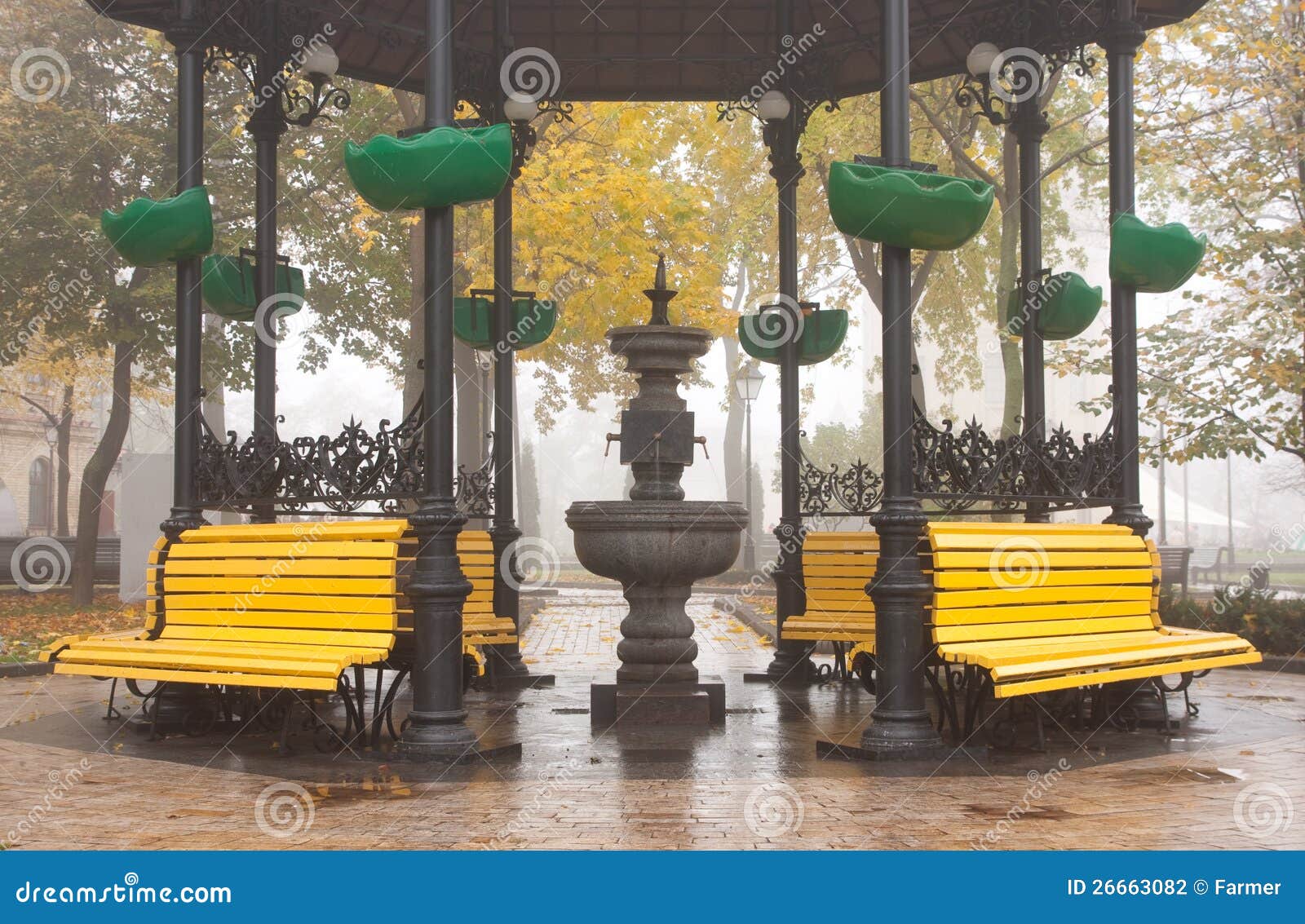 Mariinsky park in Kiev stock photo. Image of peace, fall - 26663082