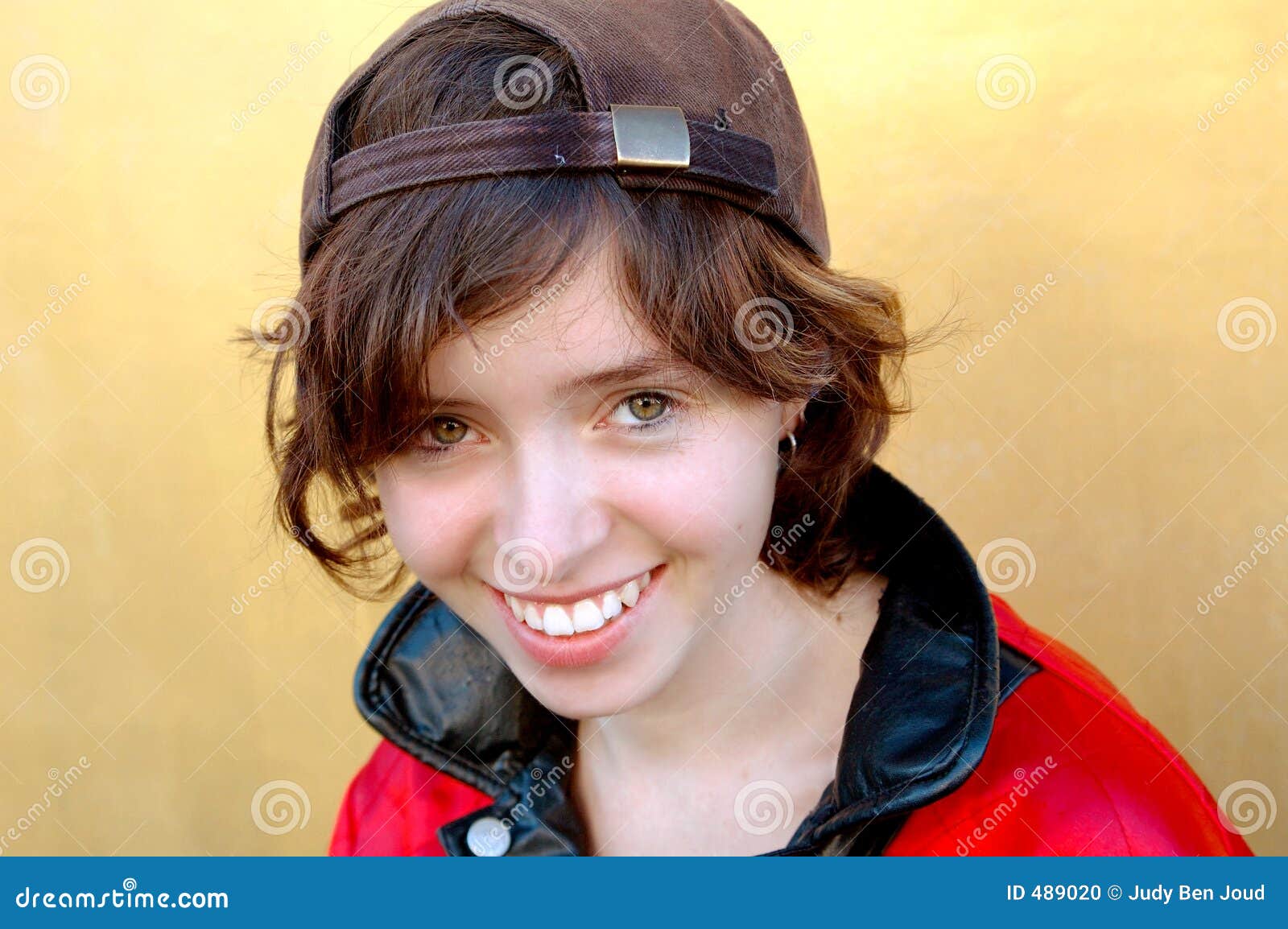 Marimacho foto de archivo. Imagen de joven, rojo, mirada - 489020