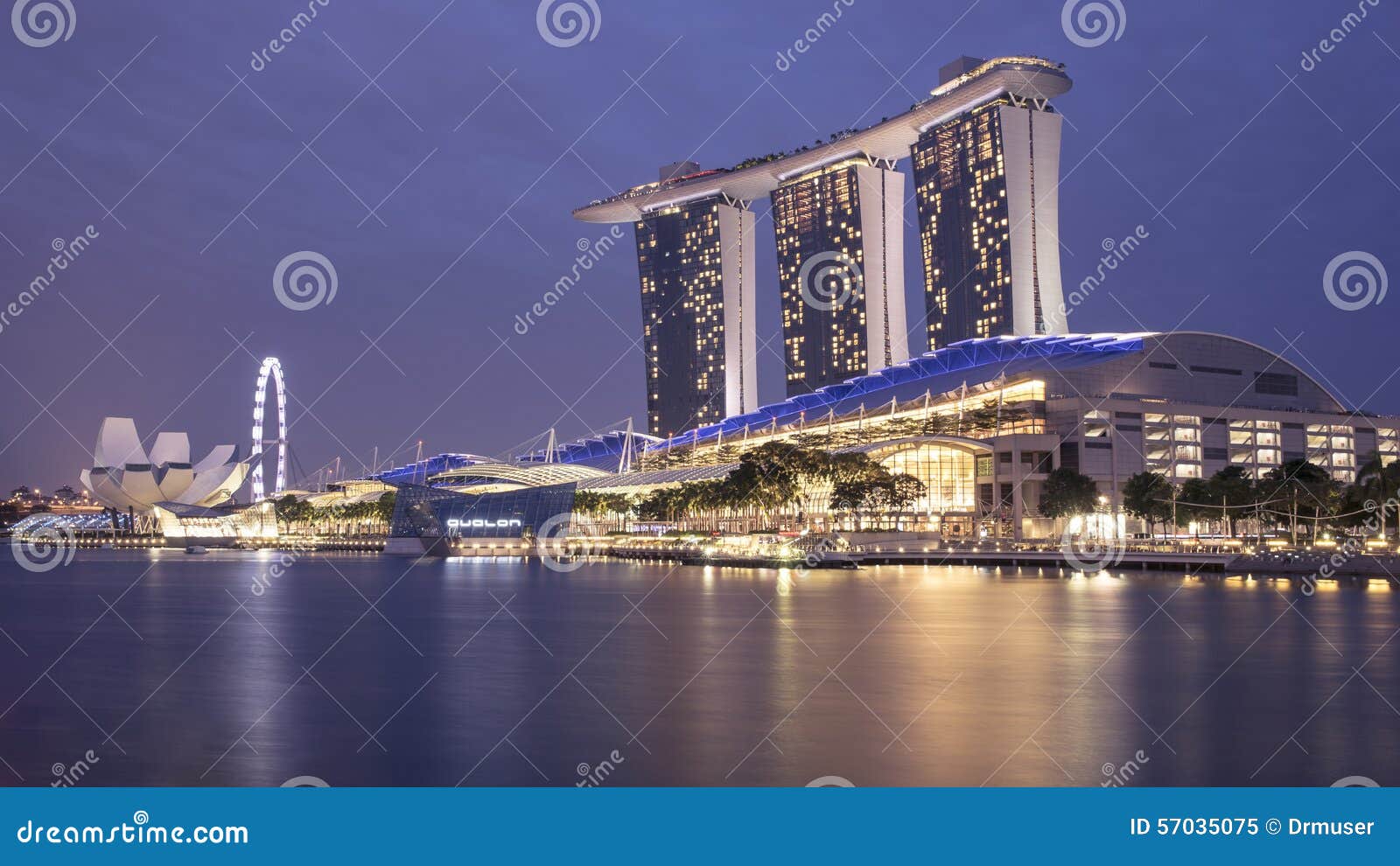 Marina Bay Sands at Night editorial image. Image of coast - 57035075