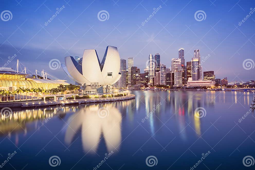 Marina Bay, Singapur stockbild. Bild von wolkenkratzer - 39806237