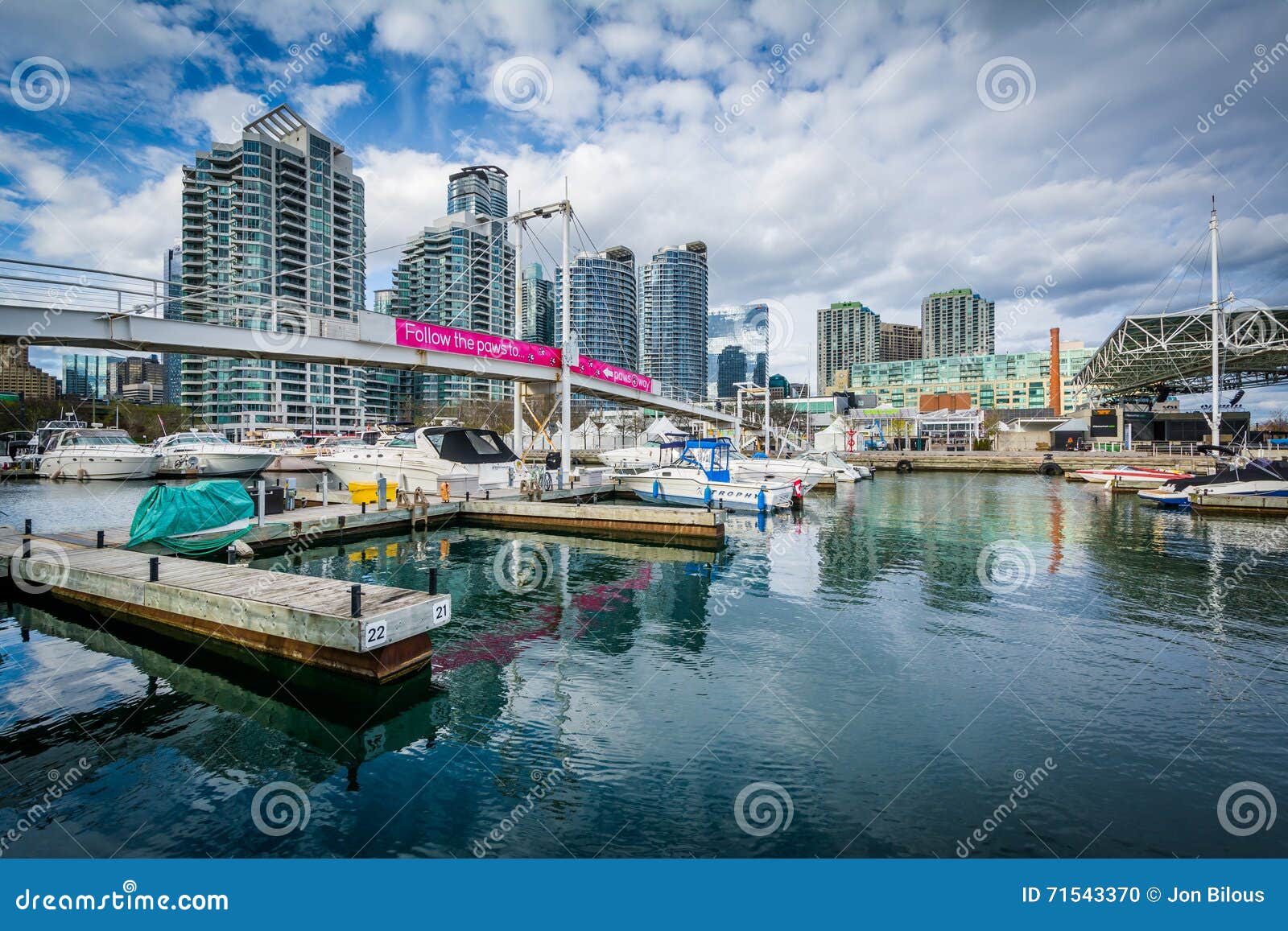Marina and Modern Buildings at the Harbourfront, in Toronto, Ont ...