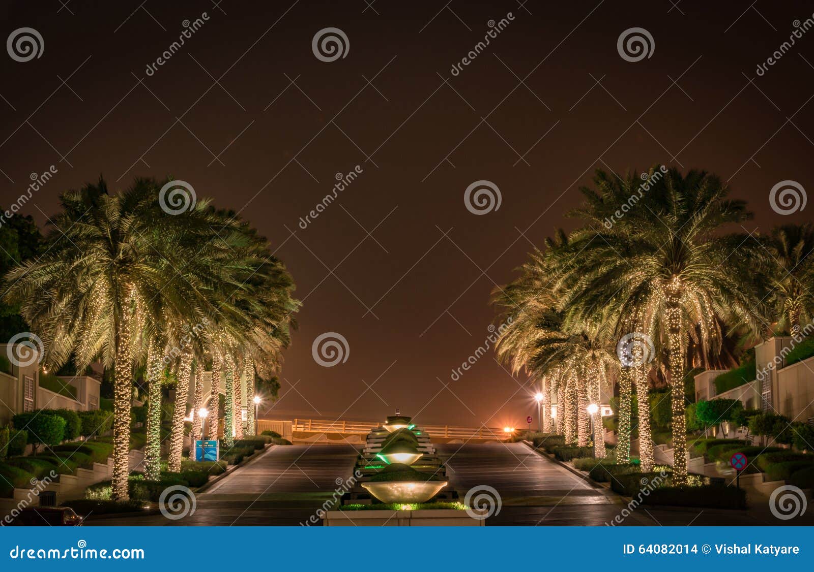 Marina Walk, Dubai stock photo. Image of infrastructure - 64082014