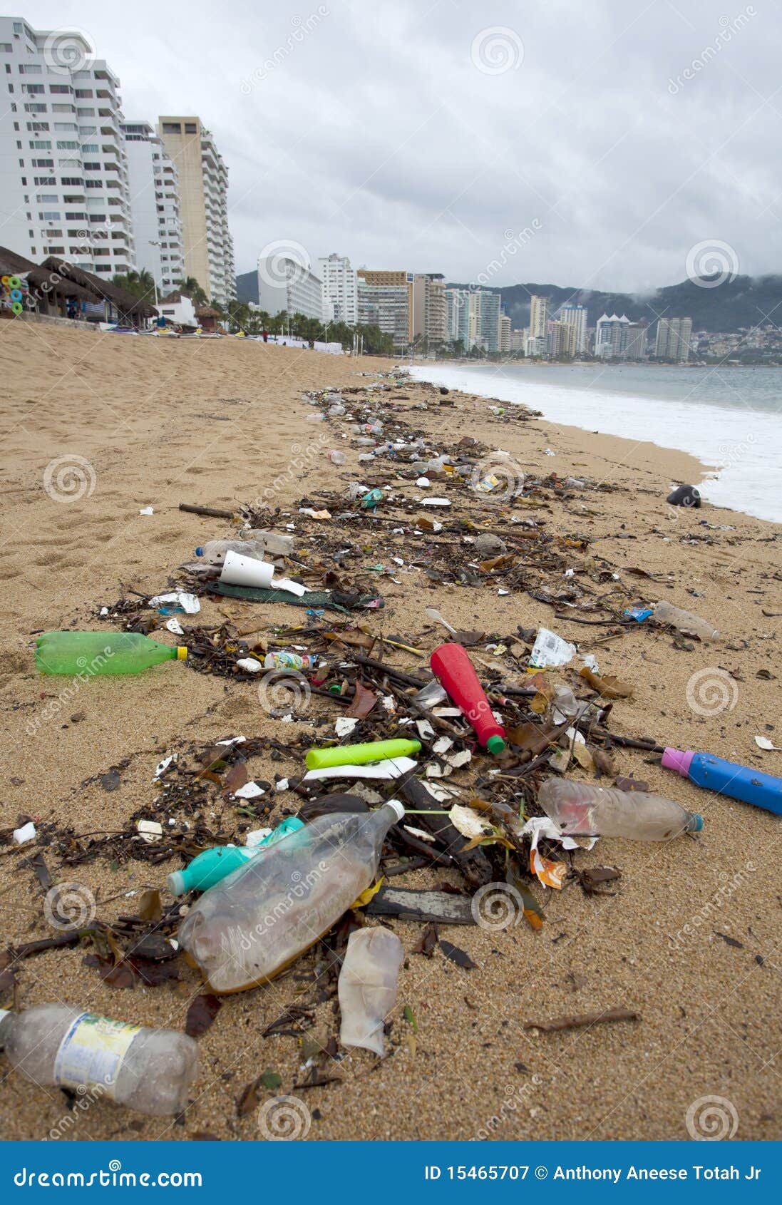 Marine Debris editorial photography. Image of debris - 15465707