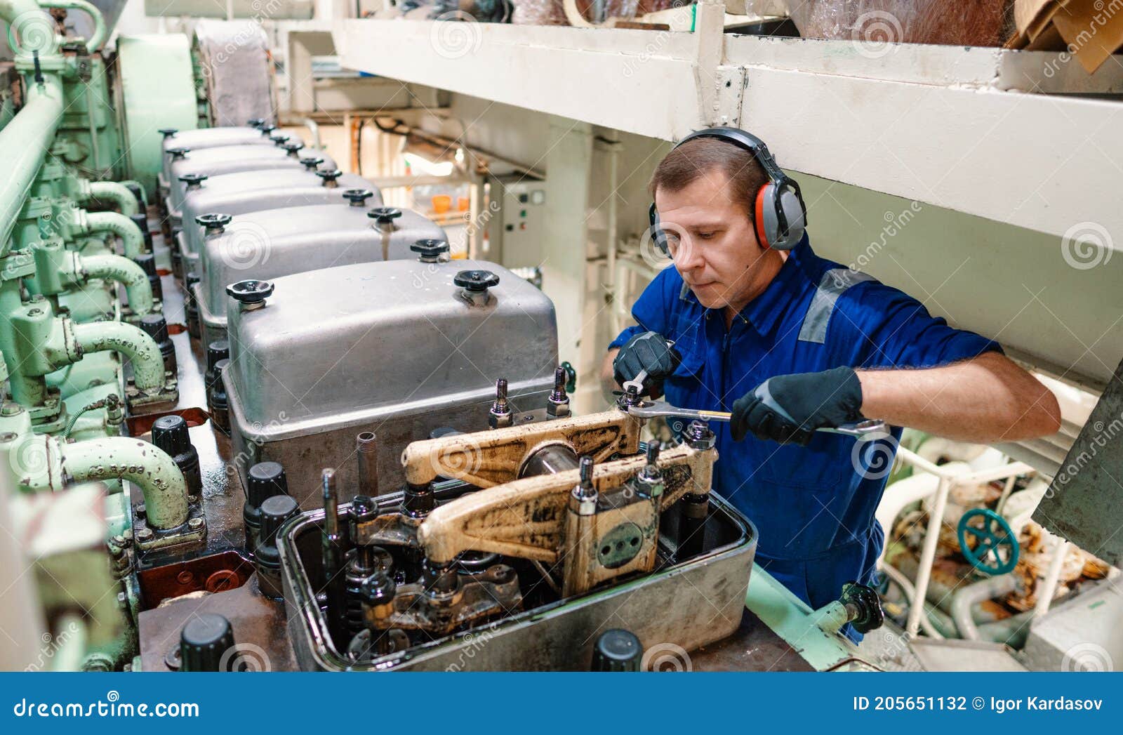 Marine Engineer Officer Controlling Vessel Enginesand Propulsion in ... Marine Engineer Officer Controlling Vessel Enginesand Propulsion in ...