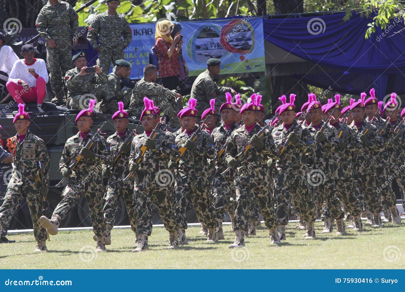 Marines parade editorial photo. Image of organization - 75930416