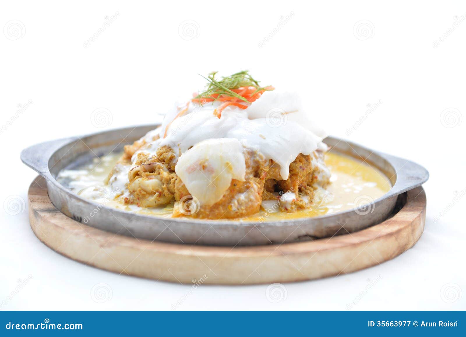 Mariscos Y Coco Cocidos Al Vapor Imagen de archivo - Imagen de curry ...