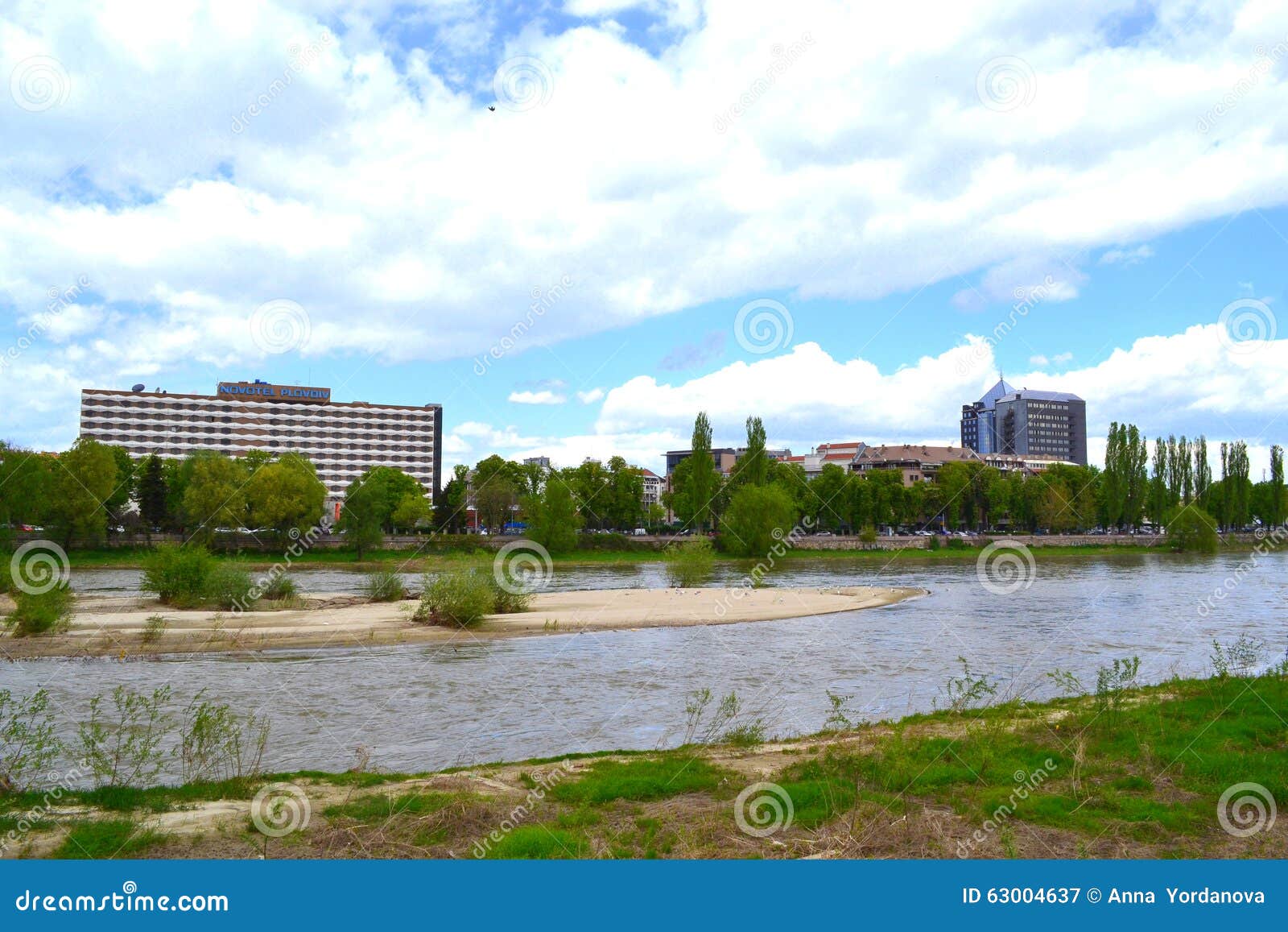 Maritza-Fluss, Plowdiw Bulgarien Redaktionelles Stockfotografie - Bild ...